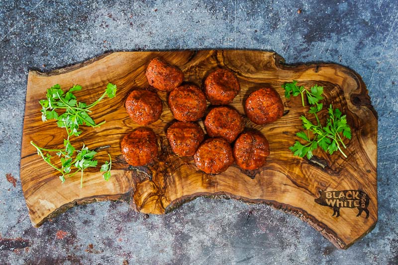 Italian Style Beef Meatballs 30g - Black & White Pig Company